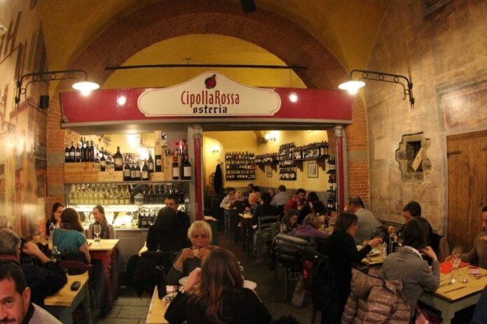 I primi 10 anni dell'osteria Cipolla Rossa, contraltare della cucina ...