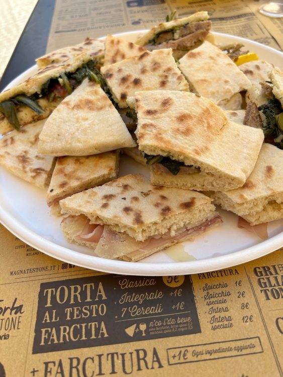 Street food umbro: Testone e la sua torta al testo (che torta non è)