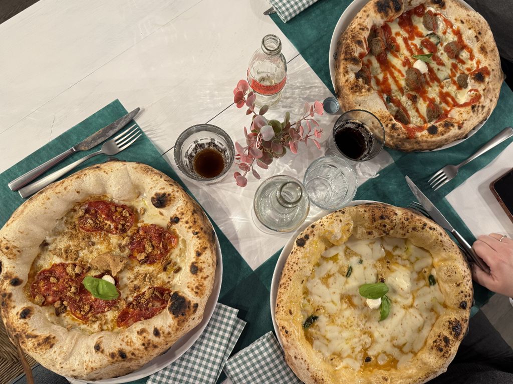 Umbria: sul lago Trasimeno la pizza di Don Pietro fa il tutto esaurito